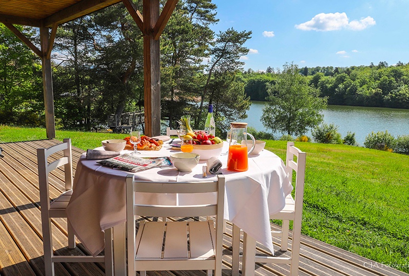 Location Corrèze-Meyrignac-l'Eglise - Domaine Vacancéole des Monédières ...