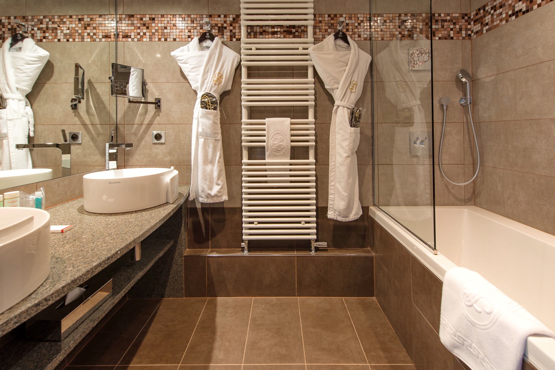 HOTEL LE LANA - Courchevel hotel head