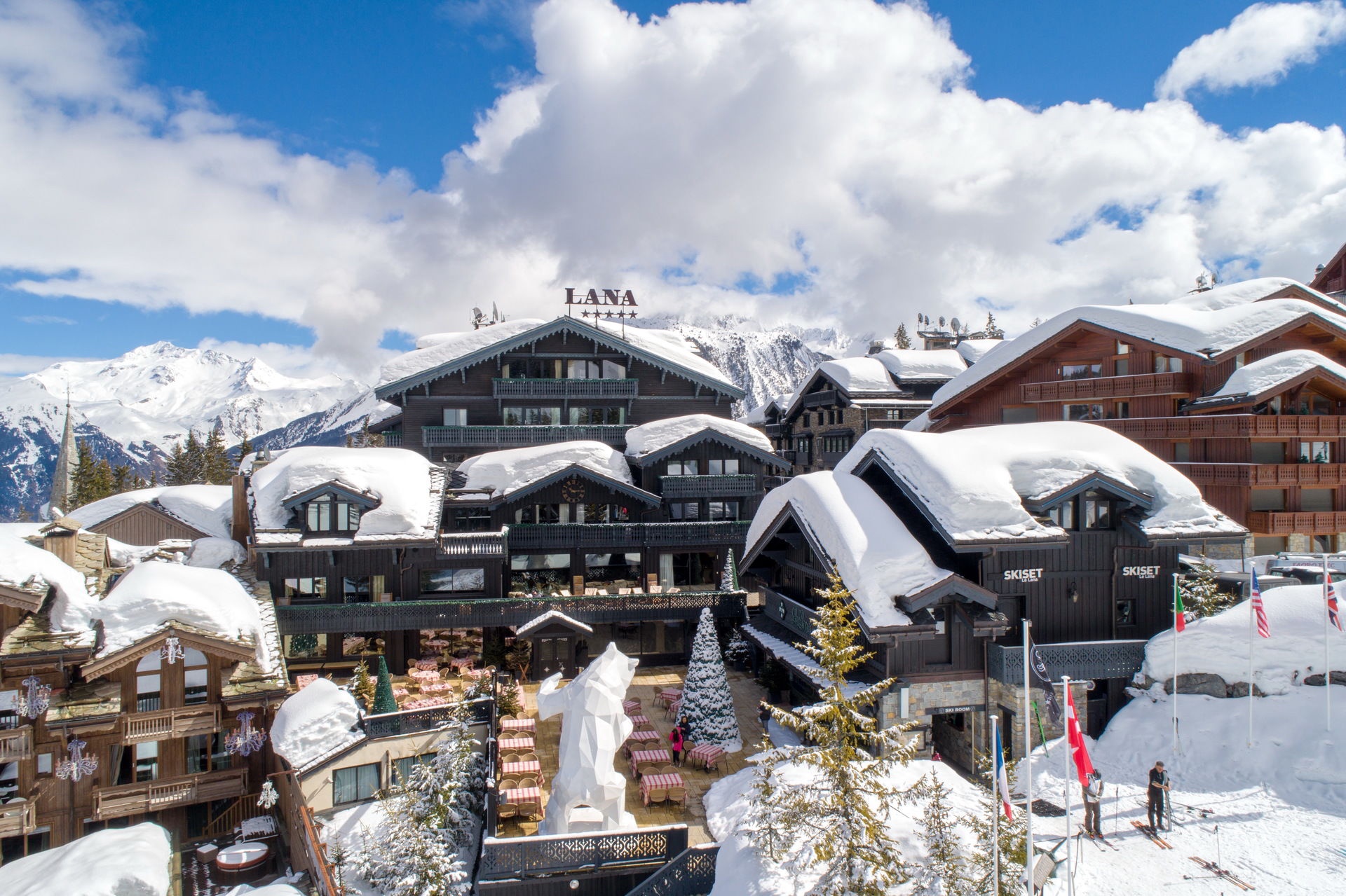 HOTEL LE LANA - Courchevel hotel head